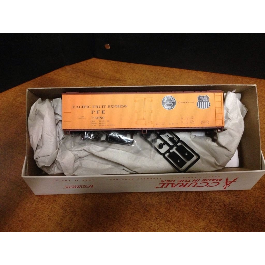 Accurail PFE 40' Wood Reefer Double Logo – Swasey's Hardware & Hobbies