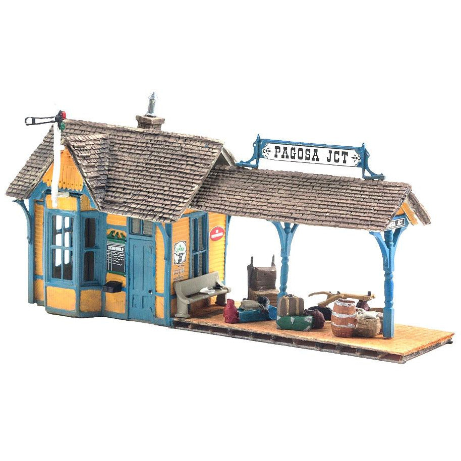 D239 HO Flag Depot – Swasey's Hardware & Hobbies